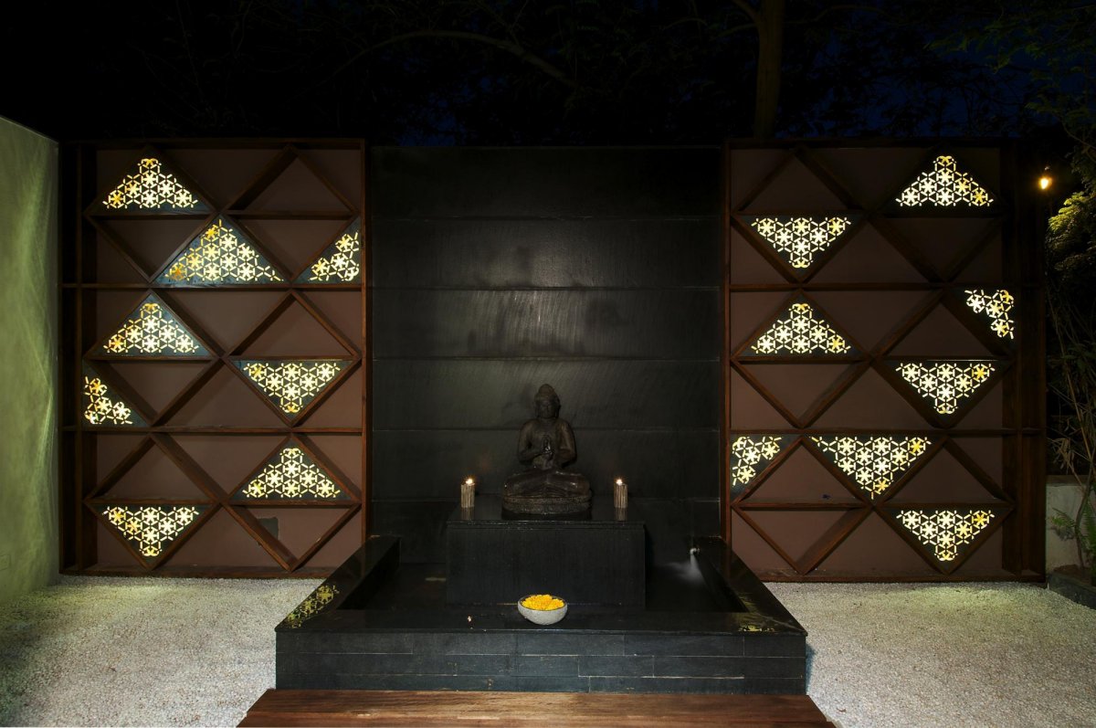 The Indian Wonder Courtyard House in Gujrat, India by Hiren Patel ...