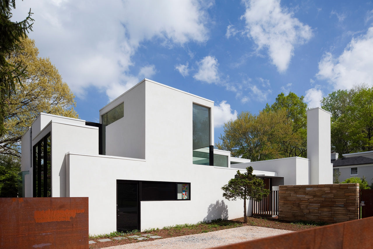 The Jigsaw Residence: Intricate and Innovative - MyFancyHouse.com