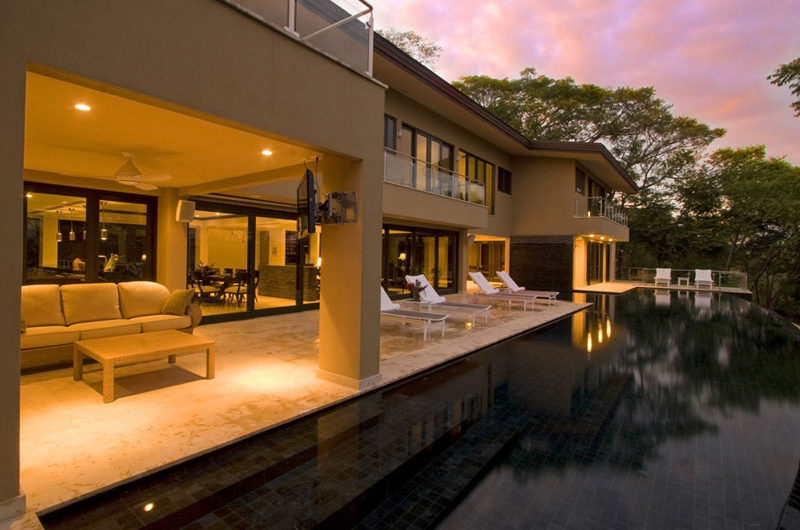Lavish Costa Rican Residence by Ronald Zürcher - MyFancyHouse.com