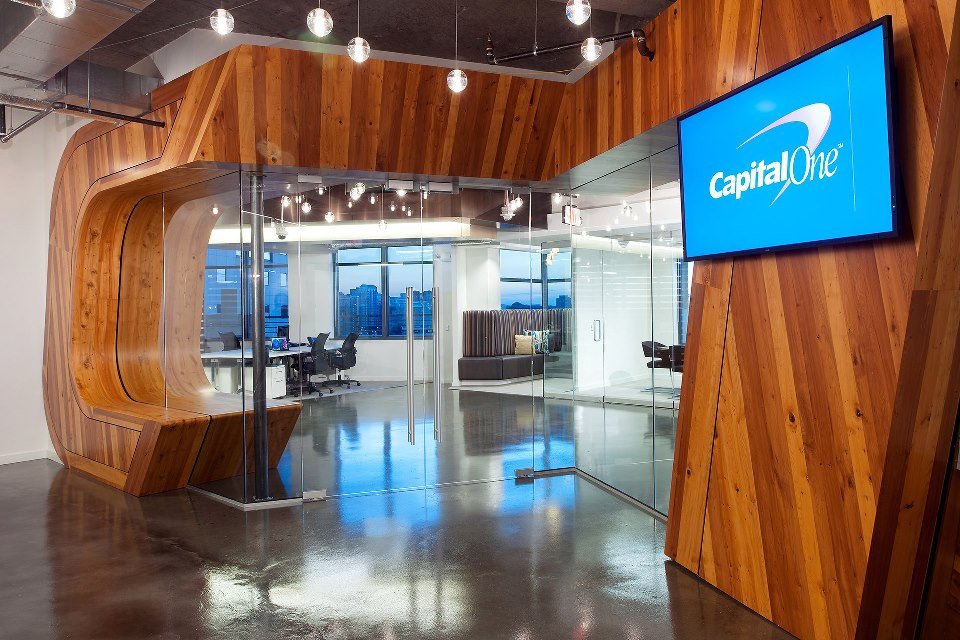 Original Capital One’s Innovation Lab by OTJ Architects - MyFancyHouse.com