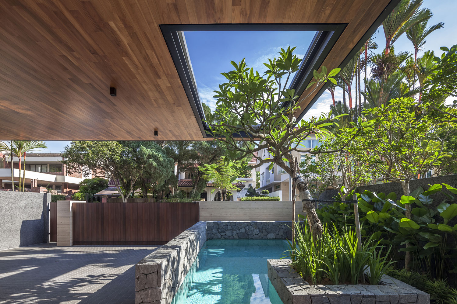 Magnificent Far Sight House by Wallflower Architecture +Design ...