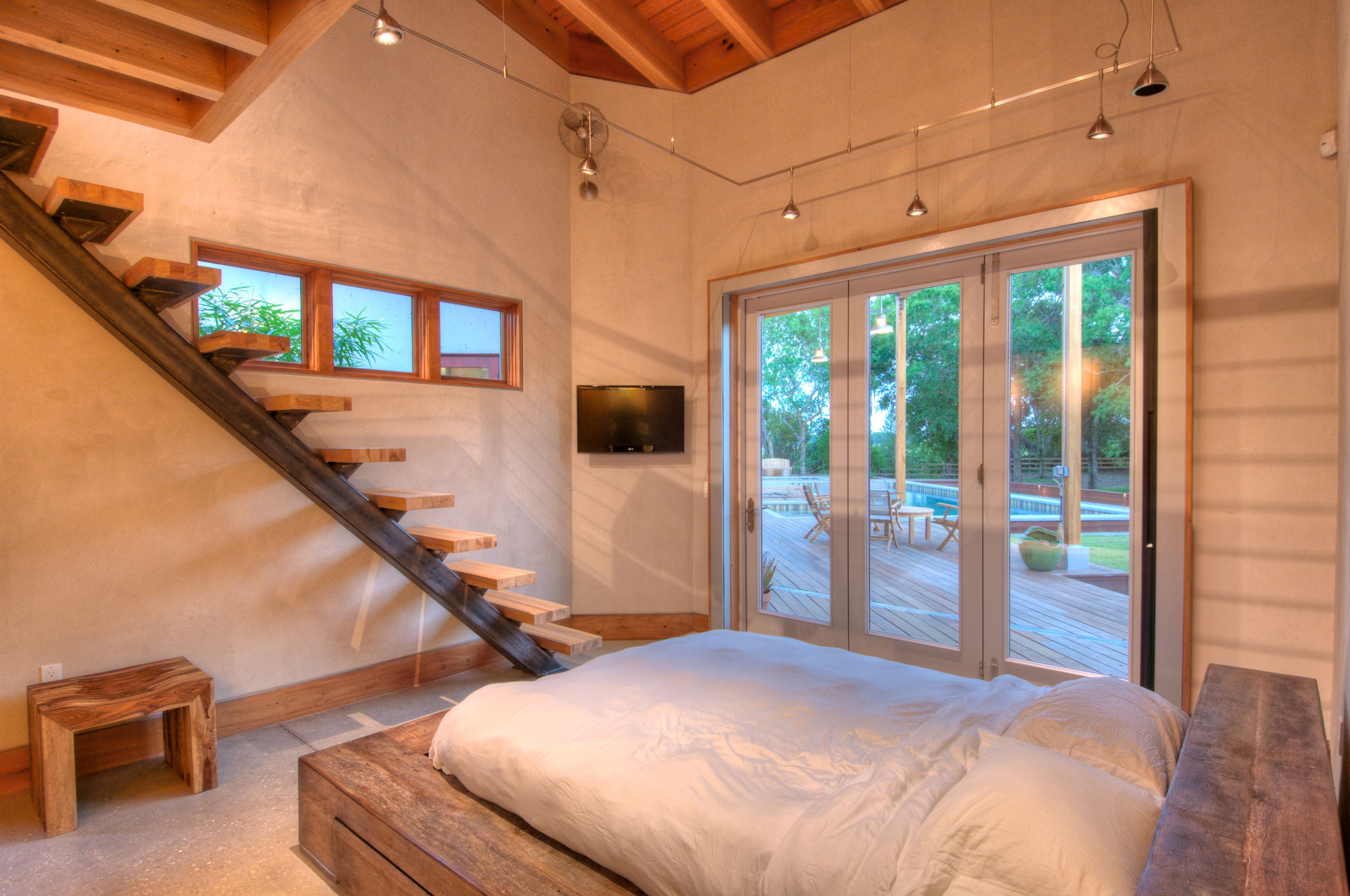 Lush Power Haus by Josh Wynne Construction - MyFancyHouse.com
