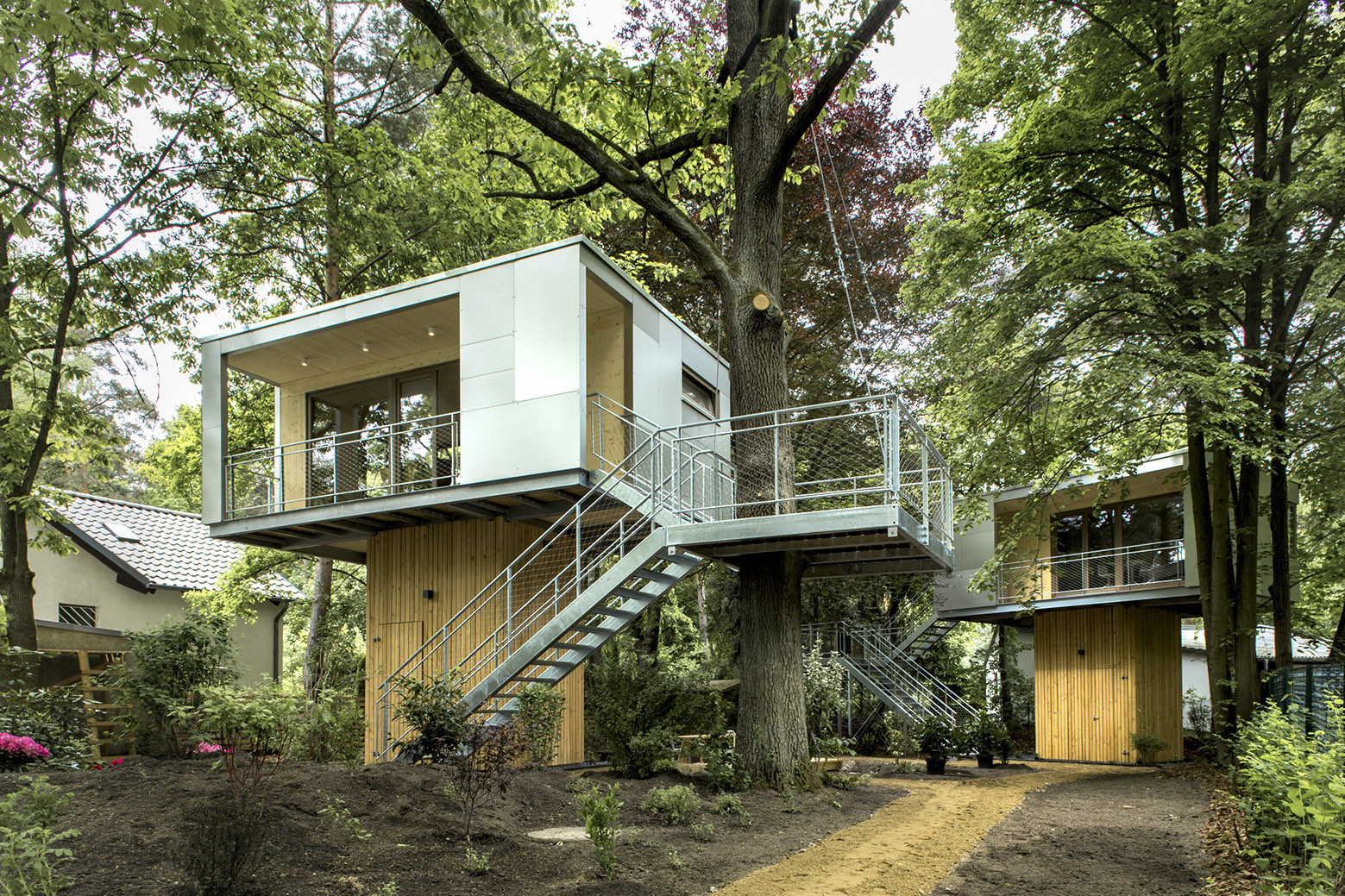 Urban Treehouses In Zehlendorf, Berlin, Germany - MyFancyHouse.com