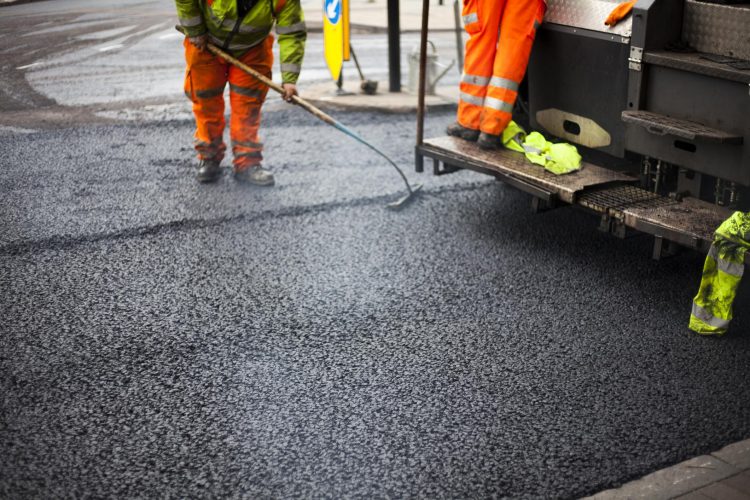 What you need to know before hiring asphalt services - MyFancyHouse.com